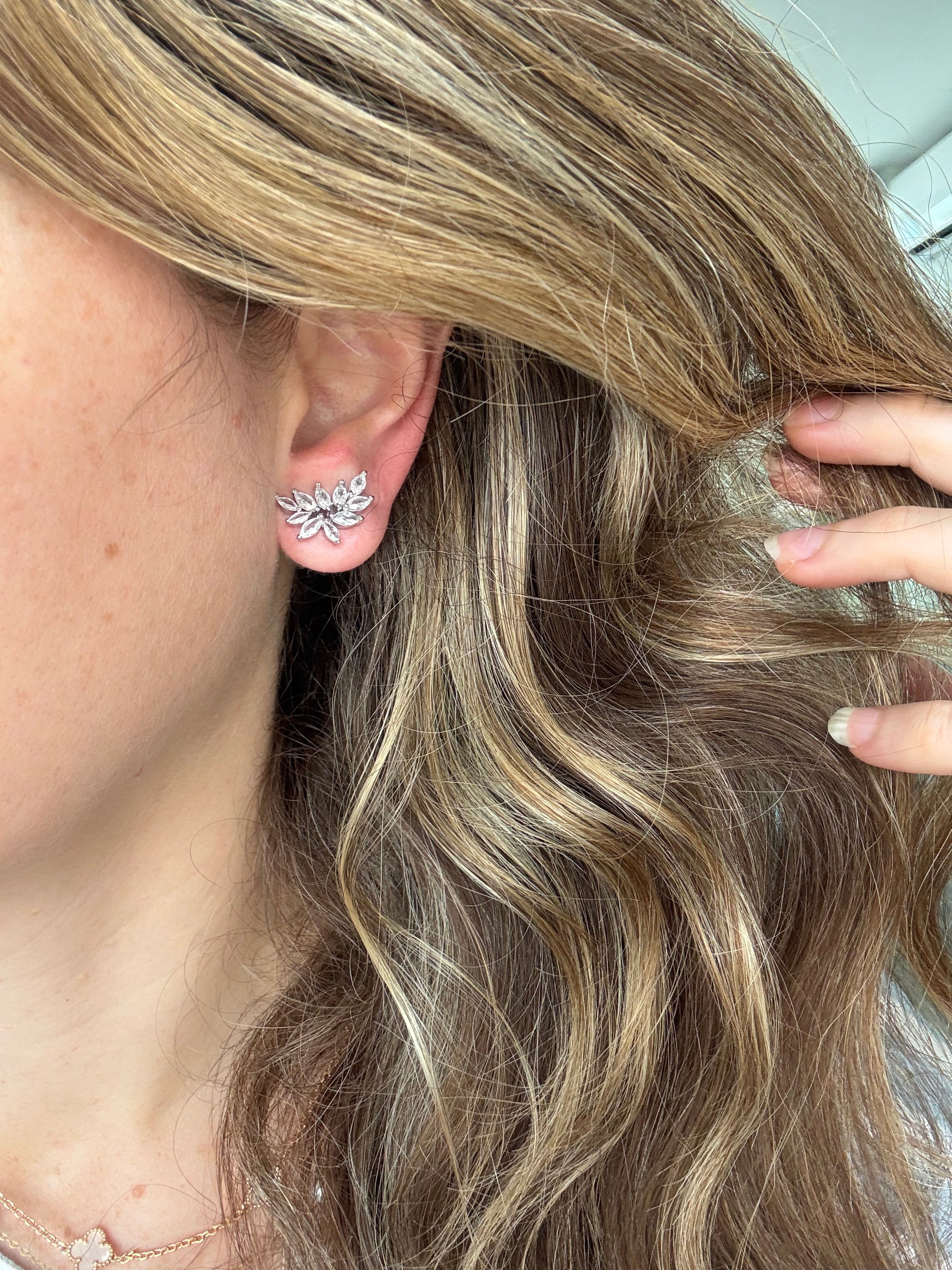 Large Lovely Clusters - Platinum – Queens Candy