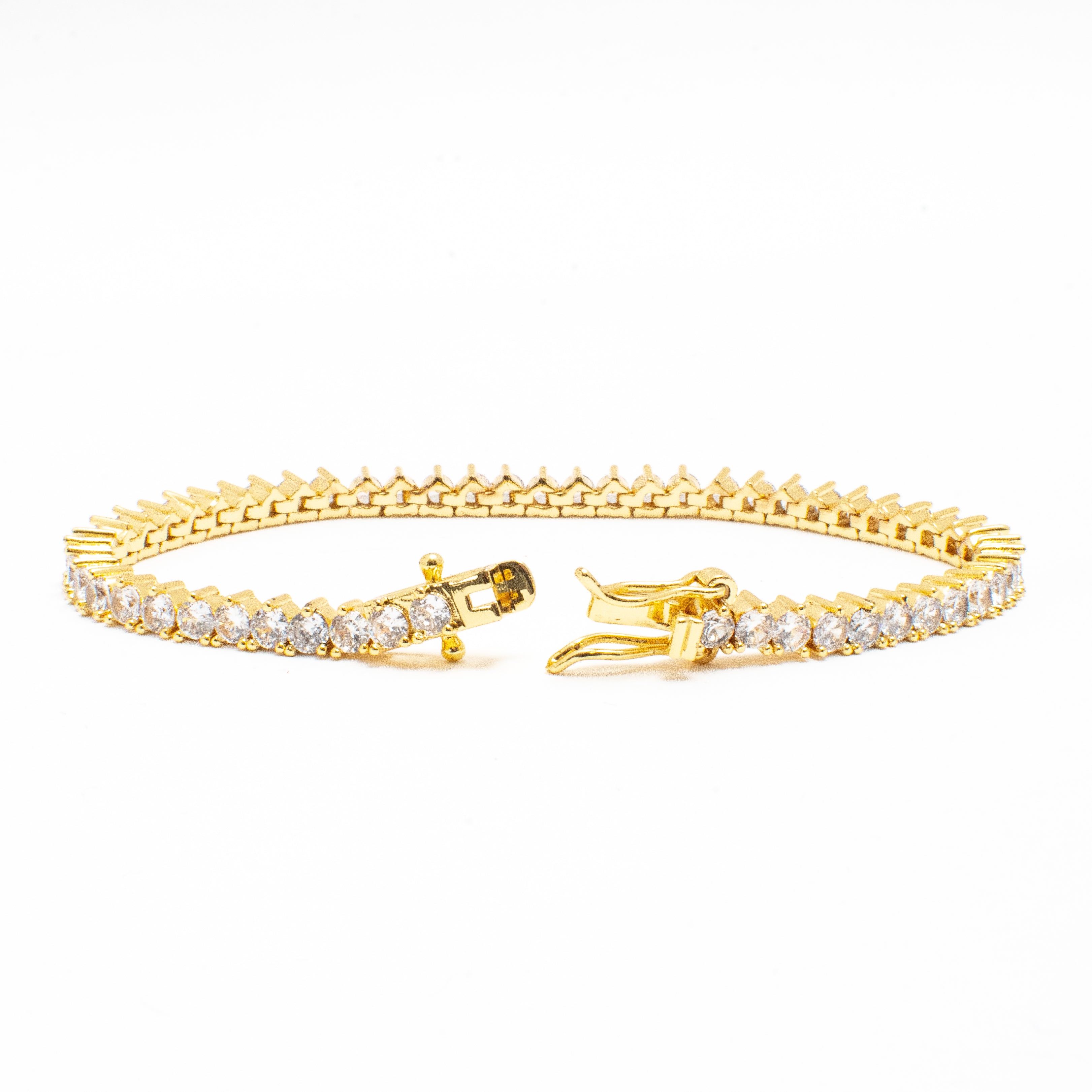 Three Prong Setting Tennis Bracelet – Queens Candy